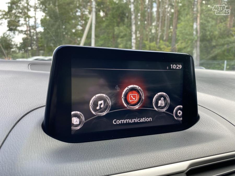 Black Mazda 3 2018 in Sveicarija, with an engine capacity of 2.20 L and mileage of 195 thousand km for 4900 €, photo 16 on AUTOMOTO.COM.LV