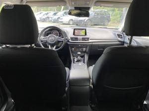 Black Mazda 3 2018 in Sveicarija, with an engine capacity of 2.20 L and mileage of 195 thousand km for 4900 €, photo 28 on AUTOMOTO.COM.LV