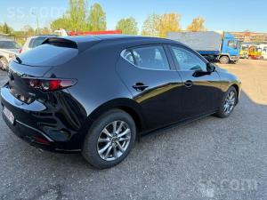 Melns Mazda 3 2019 Jelgava, ar dzinēja tilpumu 2.00 L un nobraukumu 78 tūkst. km par 13500 €, foto 8 vietnē AUTOMOTO.COM.LV
