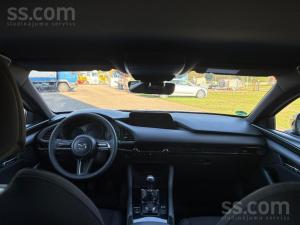 Melns Mazda 3 2019 Jelgava, ar dzinēja tilpumu 2.00 L un nobraukumu 78 tūkst. km par 13500 €, foto 12 vietnē AUTOMOTO.COM.LV