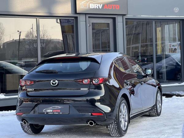 Melns Mazda 3 2022 Kėdainiai, ar dzinēja tilpumu 2.00 L un nobraukumu 18 tūkst. km par 16450 €, foto 7 vietnē AUTOMOTO.COM.LV