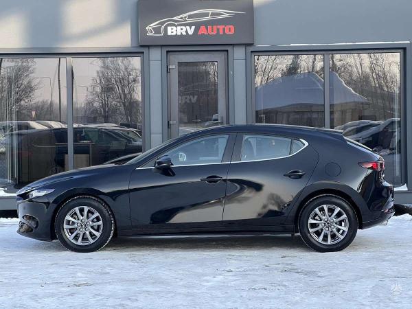Melns Mazda 3 2022 Kėdainiai, ar dzinēja tilpumu 2.00 L un nobraukumu 18 tūkst. km par 16450 €, foto 10 vietnē AUTOMOTO.COM.LV