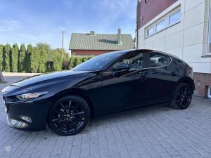 Black Mazda 3 2024 in Kretinga, with an engine capacity of 2.50 L and mileage of 44 thousand km for 17399 €, photo 7 on AUTOMOTO.COM.LV