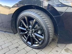 Black Mazda 3 2024 in Kretinga, with an engine capacity of 2.50 L and mileage of 44 thousand km for 17399 €, photo 30 on AUTOMOTO.COM.LV