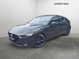 Melns Mazda 3 2025 Rīga, ar dzinēja tilpumu 2.50 L un nobraukumu 8 tūkst. km par 23800 €, foto  vietnē AUTOMOTO.COM.LV