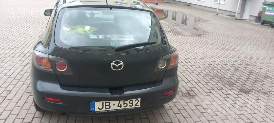 Черный Мазда 3 2005 в Рига, объемом двигателя 1.90 л и пробегом 330 тыс. км за 450 €, фото 3 на AUTOMOTO.COM.LV