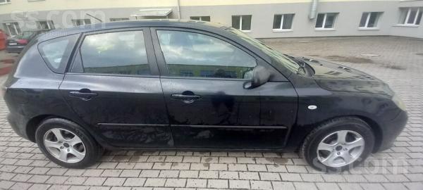 Mazda 3 2005 Rīga vietnē Melns Mazda 3 2005 Rīga, ar dzinēja tilpumu 1.90 L un nobraukumu 330 tūkst. km par 450 €, foto 6 vietnē AUTOMOTO.COM.LV