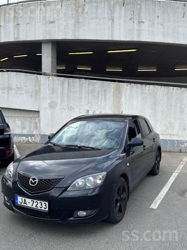 Black Mazda 3 2006 in Riga, with an engine capacity of 1.60 L and mileage of 151 thousand km for 1100 €, photo 9 on AUTOMOTO.COM.LV