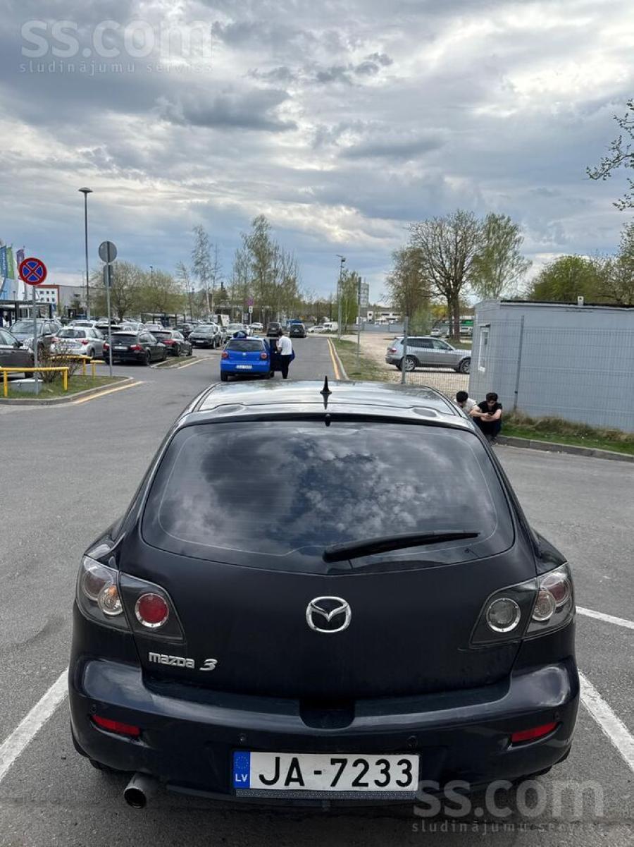 Melns Mazda 3 2006 Rīga, ar dzinēja tilpumu 1.60 L un nobraukumu 151 tūkst. km par 1100 €, foto 13 vietnē AUTOMOTO.COM.LV