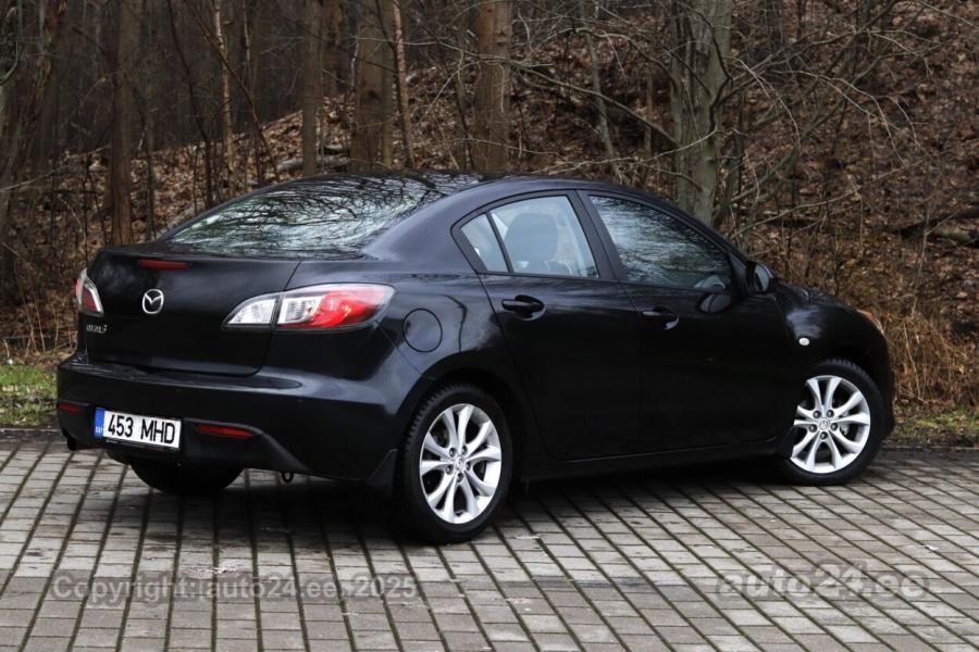 Melns Mazda 3 2011 Pērnava, ar dzinēja tilpumu 1.60 L un nobraukumu 164 tūkst. km par 4300 €, foto 2 vietnē AUTOMOTO.COM.LV
