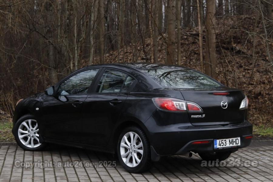 Melns Mazda 3 2011 Pērnava, ar dzinēja tilpumu 1.60 L un nobraukumu 164 tūkst. km par 4300 €, foto 6 vietnē AUTOMOTO.COM.LV