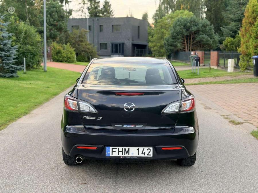 Melns Mazda 3 2011 Viļņa, ar dzinēja tilpumu 2.00 L un nobraukumu 230 tūkst. km par 3650 €, foto 6 vietnē AUTOMOTO.COM.LV