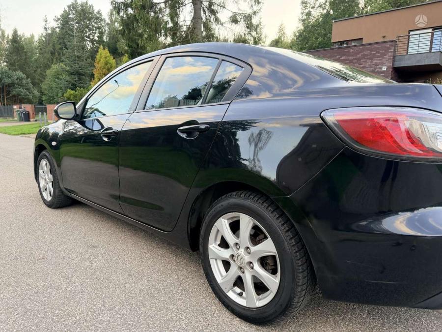 Melns Mazda 3 2011 Viļņa, ar dzinēja tilpumu 2.00 L un nobraukumu 230 tūkst. km par 3650 €, foto 10 vietnē AUTOMOTO.COM.LV