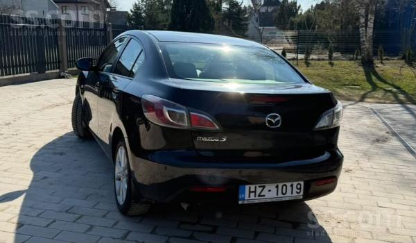 Melns Mazda 3 2012 Rīga, ar dzinēja tilpumu 1.60 L un nobraukumu 165 tūkst. km par 6000 €, foto 2 vietnē AUTOMOTO.COM.LV