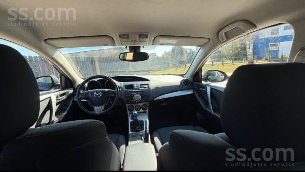 Melns Mazda 3 2012 Rīga, ar dzinēja tilpumu 1.60 L un nobraukumu 165 tūkst. km par 6000 €, foto 3 vietnē AUTOMOTO.COM.LV