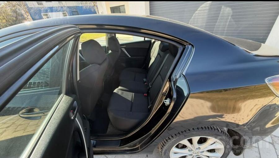Melns Mazda 3 2012 Rīga, ar dzinēja tilpumu 1.60 L un nobraukumu 165 tūkst. km par 6000 €, foto 5 vietnē AUTOMOTO.COM.LV