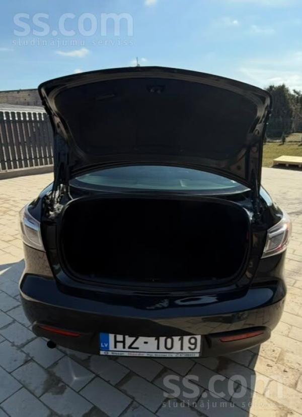 Melns Mazda 3 2012 Rīga, ar dzinēja tilpumu 1.60 L un nobraukumu 165 tūkst. km par 6000 €, foto 8 vietnē AUTOMOTO.COM.LV