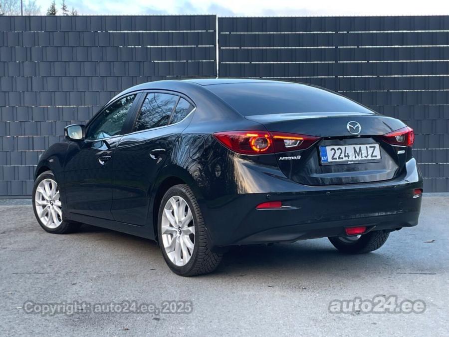 Melns Mazda 3 2014 Tartu, ar dzinēja tilpumu 2.00 L un nobraukumu 145 tūkst. km par 8800 €, foto 6 vietnē AUTOMOTO.COM.LV