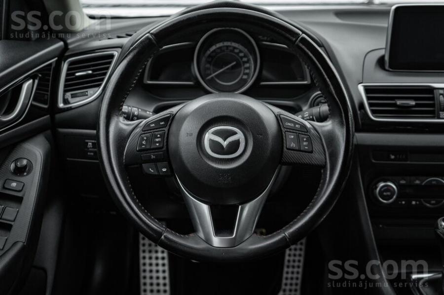 Black Mazda 3 2015 in Riga, with an engine capacity of 2.20 L and mileage of 271 thousand km for 4990 €, photo 19 on AUTOMOTO.COM.LV