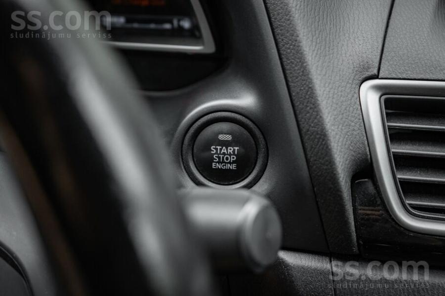 Black Mazda 3 2015 in Riga, with an engine capacity of 2.20 L and mileage of 271 thousand km for 4990 €, photo 22 on AUTOMOTO.COM.LV