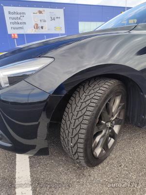 Black Mazda 3 2017 in Tallinn, with an engine capacity of 2.00 L and mileage of 131 thousand km for 15500 €, photo 3 on AUTOMOTO.COM.LV