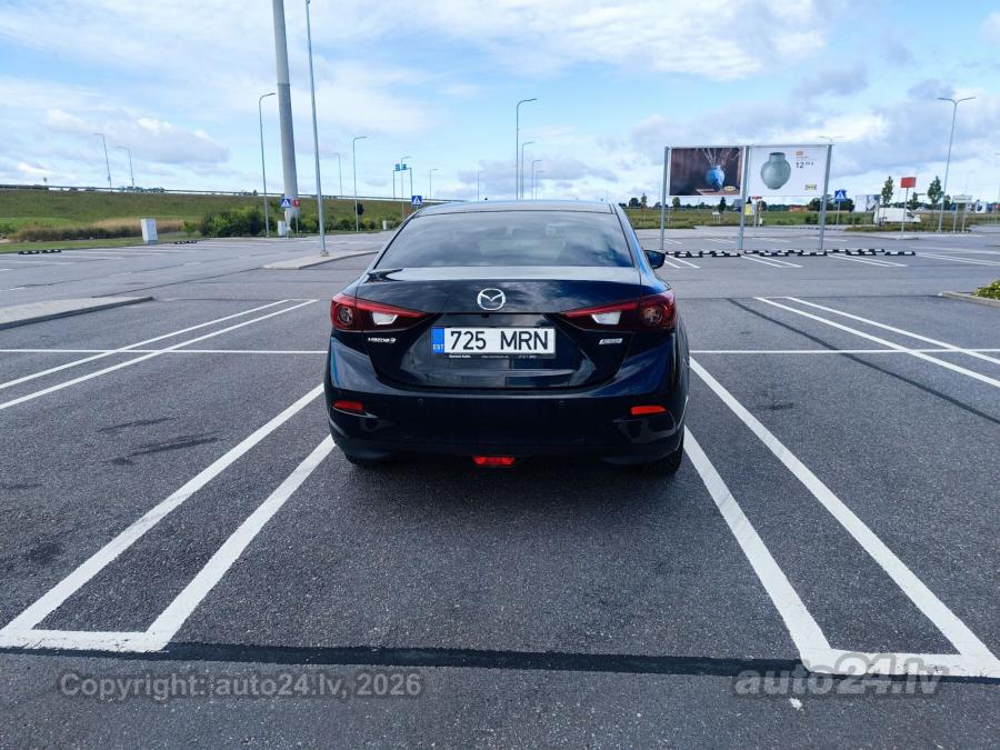 Black Mazda 3 2017 in Tallinn, with an engine capacity of 2.00 L and mileage of 131 thousand km for 15500 €, photo 7 on AUTOMOTO.COM.LV