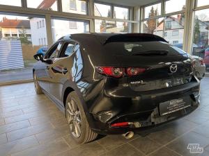 Black Mazda 3 2020 in Kaunas, with an engine capacity of 2.00 L and mileage of 40 thousand km for 23783 €, photo 11 on AUTOMOTO.COM.LV