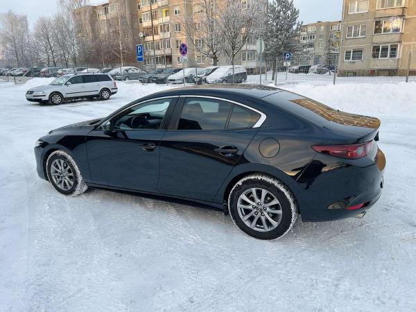 Melns Mazda 3 2020 Radviliškis, ar dzinēja tilpumu 2.00 L un nobraukumu 86 tūkst. km par 14700 €, foto 2 vietnē AUTOMOTO.COM.LV