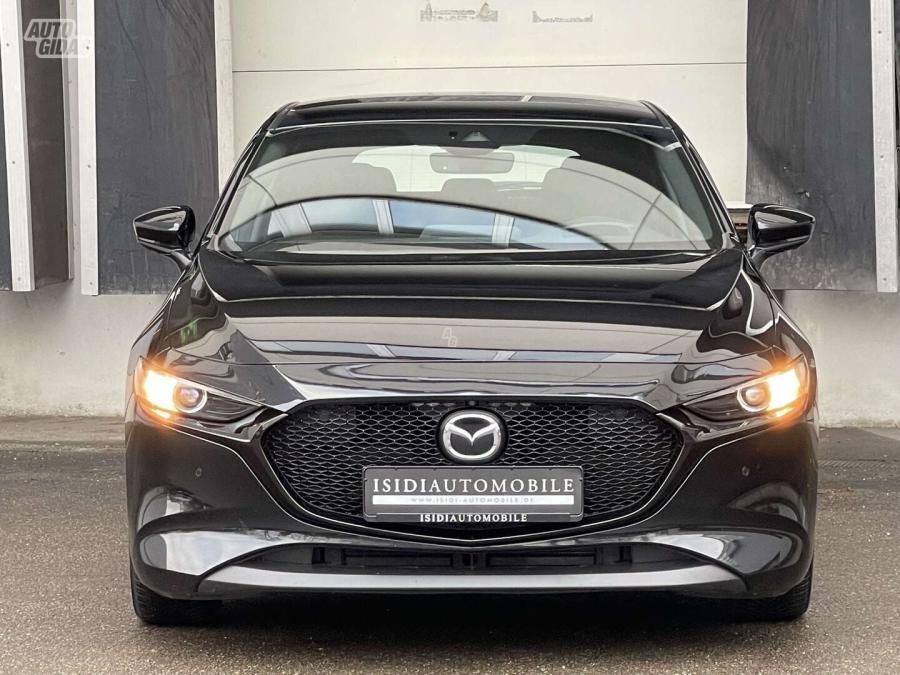Black Mazda 3 2021 in Kaunas, with an engine capacity of 2.00 L and mileage of 71 thousand km for 22297 €, photo 10 on AUTOMOTO.COM.LV