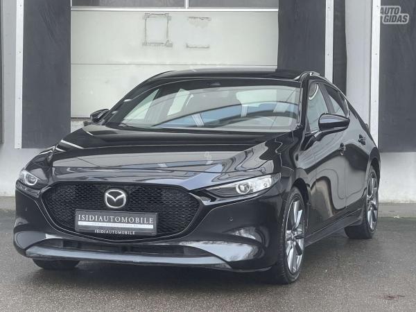 Black Mazda 3 2022 in Kaunas, with an engine capacity of 2.00 L and mileage of 35 thousand km for 24357 €, photo 1 on AUTOMOTO.COM.LV