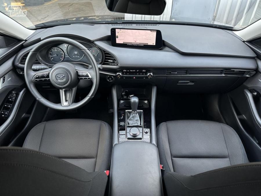 Black Mazda 3 2025 in Kaunas, with an engine capacity of 2.50 L and mileage of 12 thousand km for 27271 €, photo 13 on AUTOMOTO.COM.LV