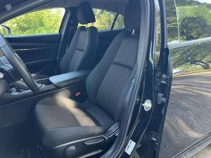 Melns Mazda 3 2025 Kauņa, ar dzinēja tilpumu 2.49 L un nobraukumu 15 tūkst. km par 19900 €, foto 16 vietnē AUTOMOTO.COM.LV