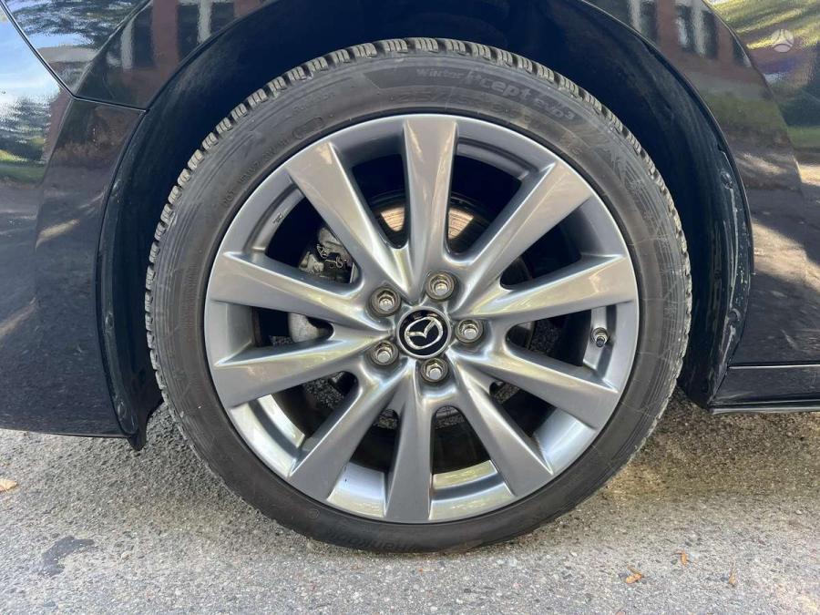 Melns Mazda 3 2025 Kauņa, ar dzinēja tilpumu 2.49 L un nobraukumu 15 tūkst. km par 19900 €, foto 51 vietnē AUTOMOTO.COM.LV