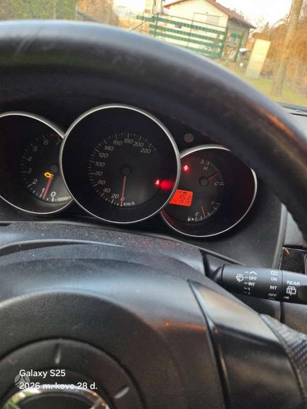 Синий Мазда 3 2005 в Каунас, объемом двигателя 1.60 л и пробегом 242 тыс. км за 1000 €, фото 5 на AUTOMOTO.COM.LV