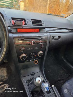 Zils Mazda 3 2005 Kauņa, ar dzinēja tilpumu 1.60 L un nobraukumu 242 tūkst. km par 1000 €, foto 7 vietnē AUTOMOTO.COM.LV
