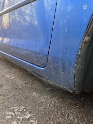 Zils Mazda 3 2005 Kauņa, ar dzinēja tilpumu 1.60 L un nobraukumu 242 tūkst. km par 1000 €, foto 10 vietnē AUTOMOTO.COM.LV