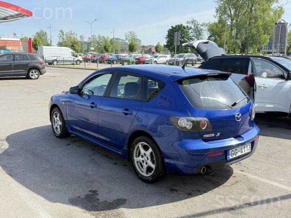 Blue Mazda 3 2006 in Riga, with an engine capacity of 2.00 L and mileage of 320 thousand km for 1300 €, photo 2 on AUTOMOTO.COM.LV