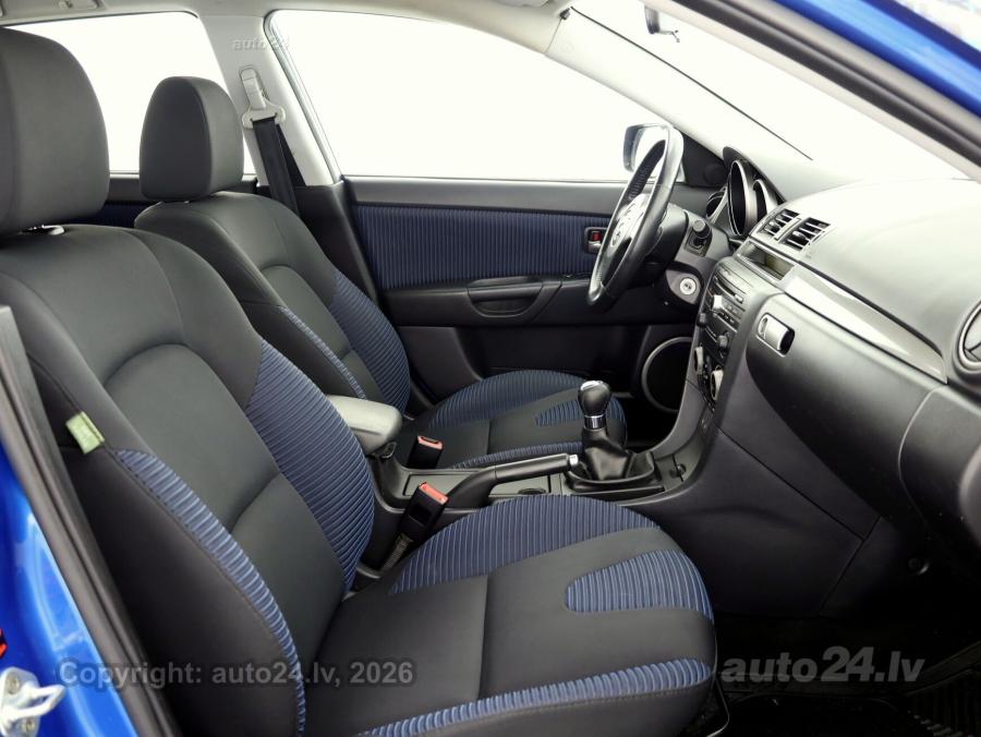 Zils Mazda 3 2006 Tallina, ar dzinēja tilpumu 2.00 L un nobraukumu 34 tūkst. km par 1299 €, foto 7 vietnē AUTOMOTO.COM.LV