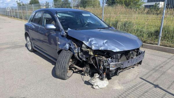 Mazda 3 2007 Šauļi vietnē Zils Mazda 3 2007 Šauļi, ar dzinēja tilpumu 2.26 L un nobraukumu 188 tūkst. km par 2000 €, foto 1 vietnē AUTOMOTO.COM.LV