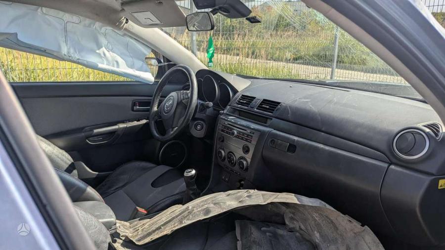 Zils Mazda 3 2007 Šauļi, ar dzinēja tilpumu 2.26 L un nobraukumu 188 tūkst. km par 2000 €, foto 12 vietnē AUTOMOTO.COM.LV