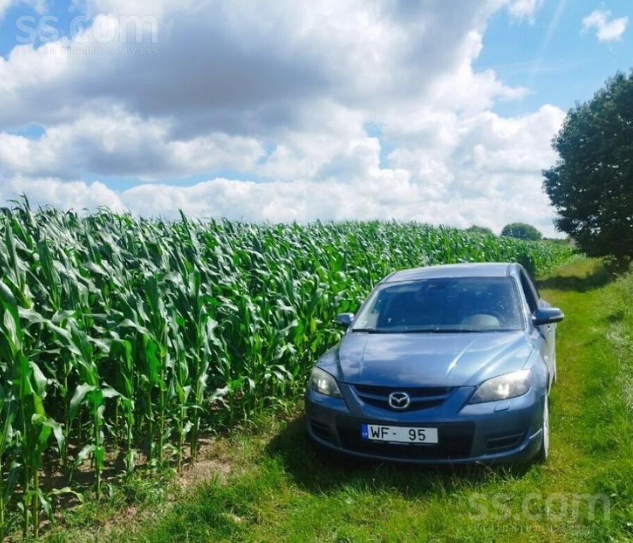 Blue Mazda 3 2008 in Liepaja, with an engine capacity of 2.30 L and mileage of 236 thousand km for 2200 €, photo 3 on AUTOMOTO.COM.LV