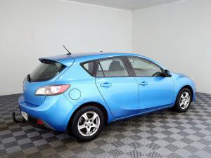 Синий Мазда 3 2009 в Таллин, объемом двигателя 1.60 л и пробегом 363 тыс. км за 499 €, фото 11 на AUTOMOTO.COM.LV