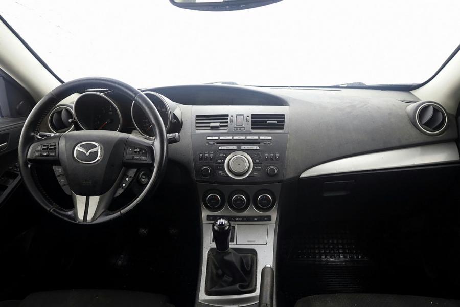 Синий Мазда 3 2009 в Таллин, объемом двигателя 1.60 л и пробегом 363 тыс. км за 499 €, фото 13 на AUTOMOTO.COM.LV