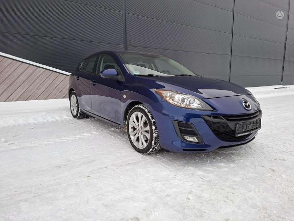 Blue Mazda 3 2010 in Panevezys, with an engine capacity of 1.60 L and mileage of 248 thousand km for 3445 €, photo 2 on AUTOMOTO.COM.LV