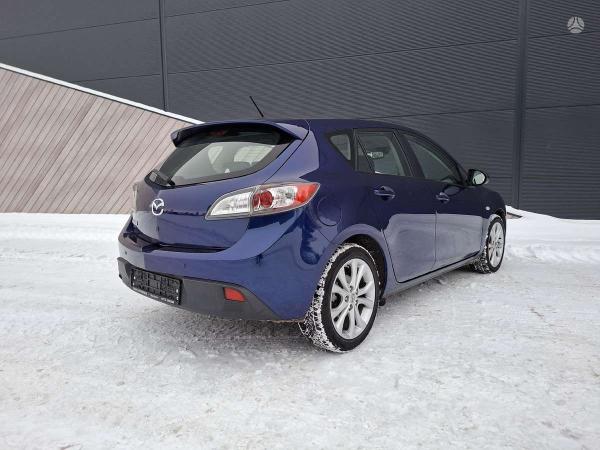 Blue Mazda 3 2010 in Panevezys, with an engine capacity of 1.60 L and mileage of 248 thousand km for 3445 €, photo 3 on AUTOMOTO.COM.LV
