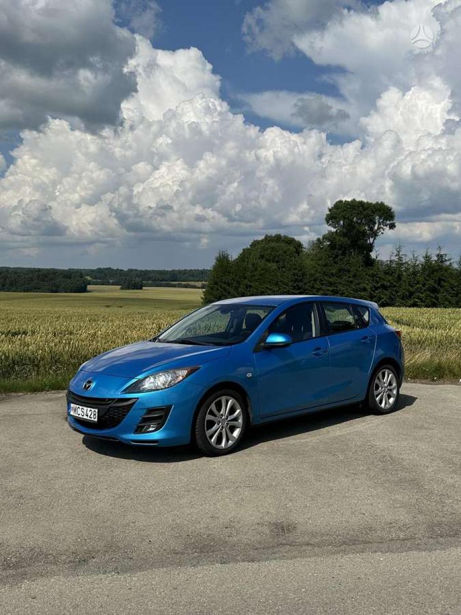 Blue Mazda 3 2010 in Kelme, with an engine capacity of 1.56 L and mileage of 220 thousand km for 3700 €, photo 1 on AUTOMOTO.COM.LV