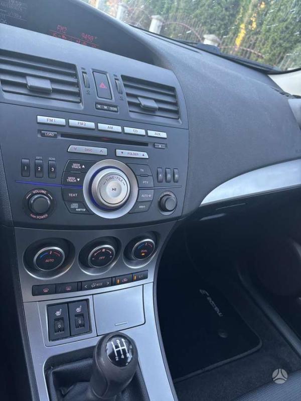 Zils Mazda 3 2011 Tauragė, ar dzinēja tilpumu 1.60 L un nobraukumu 159 tūkst. km par 3600 €, foto 7 vietnē AUTOMOTO.COM.LV