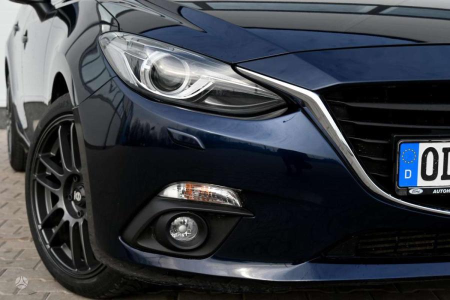Blue Mazda 3 2014 in Kretinga, with an engine capacity of 2.19 L and mileage of 151 thousand km for 7999 €, photo 7 on AUTOMOTO.COM.LV