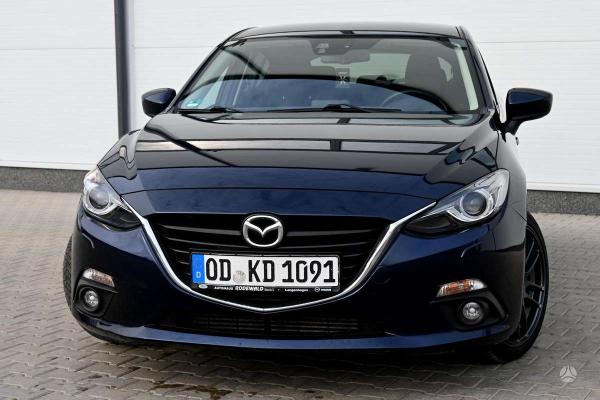 Blue Mazda 3 2014 in Kretinga, with an engine capacity of 2.19 L and mileage of 151 thousand km for 7499 €, photo 3 on AUTOMOTO.COM.LV