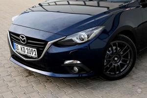 Blue Mazda 3 2014 in Kretinga, with an engine capacity of 2.19 L and mileage of 151 thousand km for 7499 €, photo 5 on AUTOMOTO.COM.LV
